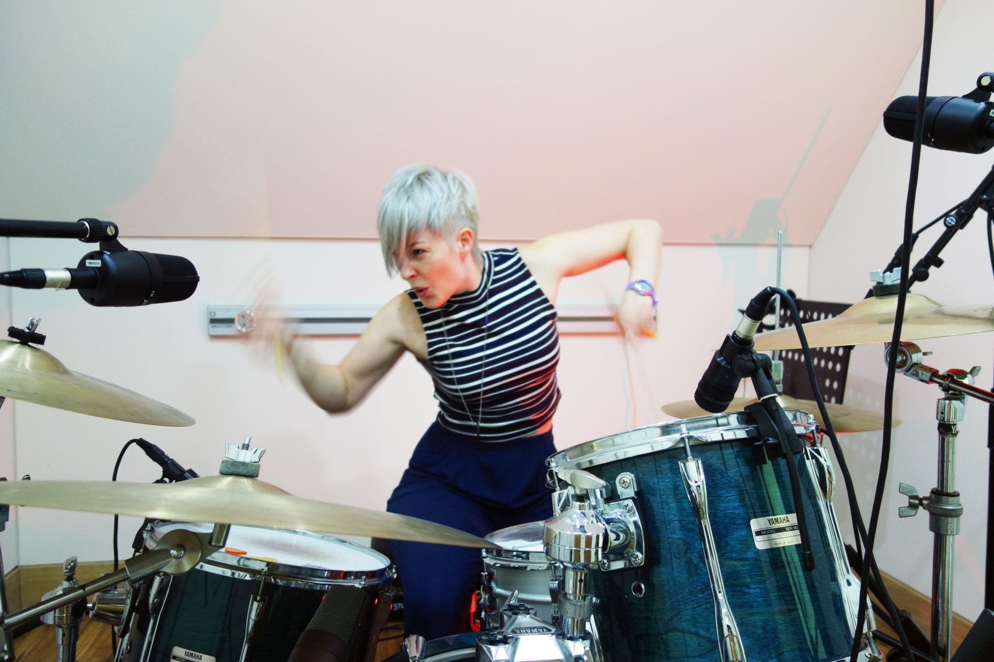 Emily Dolan Davies Recording Drums – EmilyDrums.com